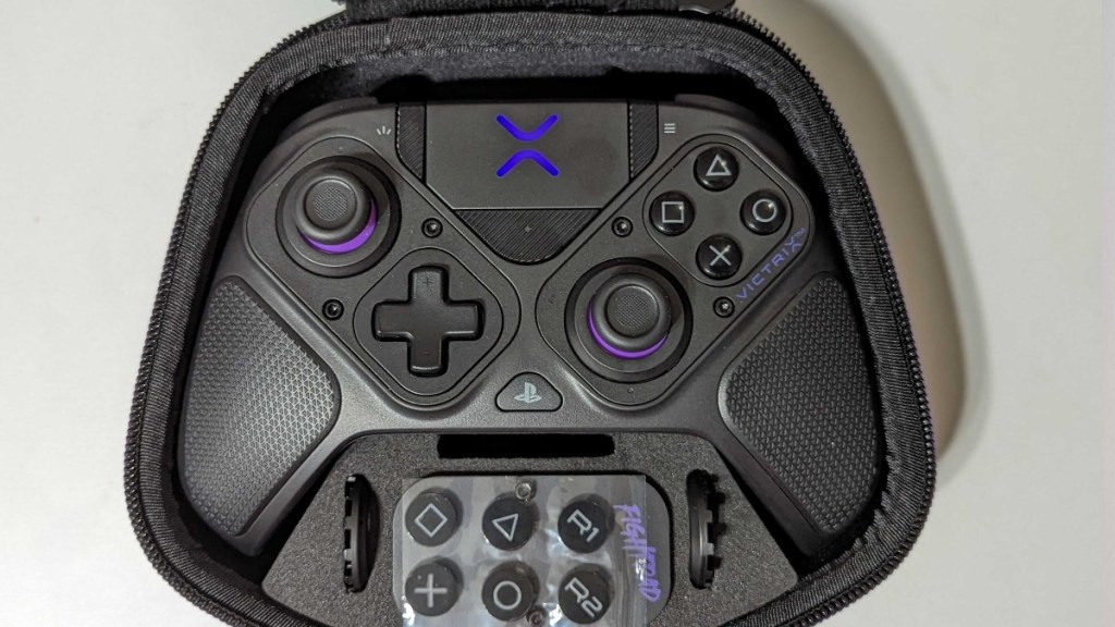 The Battle Of PS5 Offset Sticks: Razer Wolverine V2 Pro Versus PDP ...